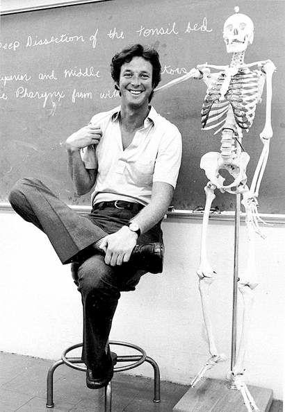Michael Crichton – Curio Macabre